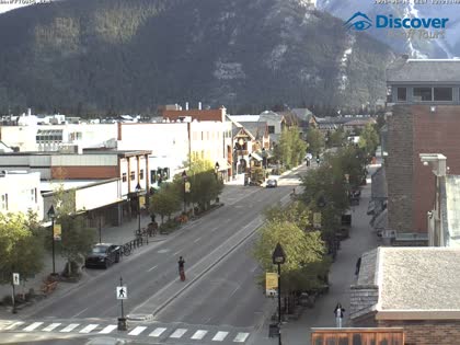 Banff - Banff Ave, Canada - Webcams